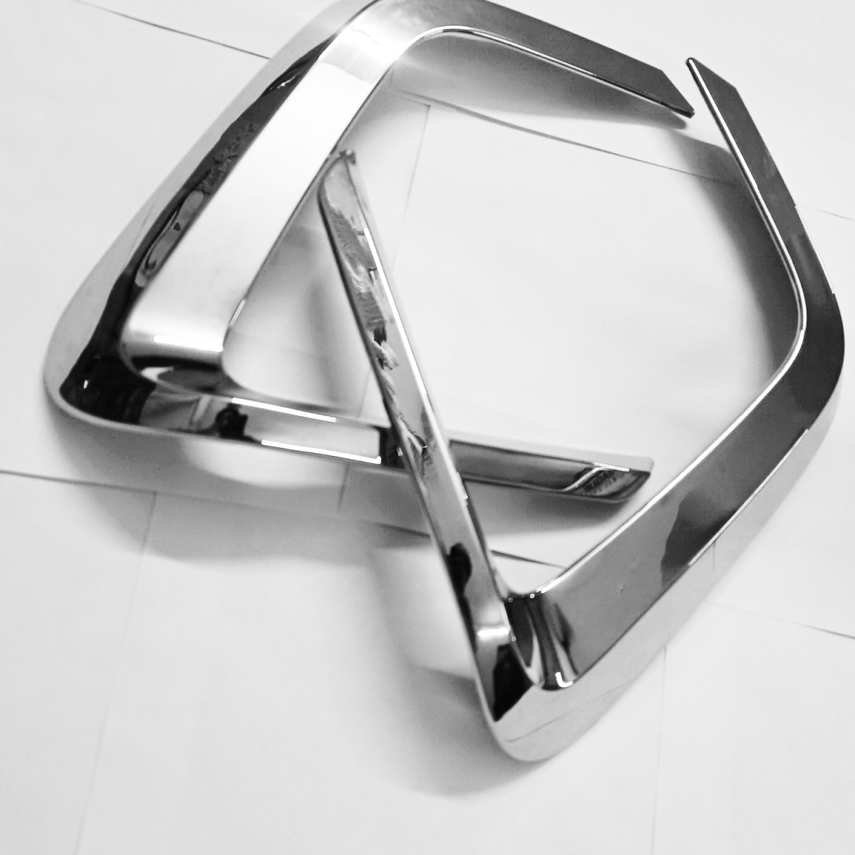 Toyota Hycross 2023 Onwards Rear Reflector Chrome Garnish - 2 Pieces