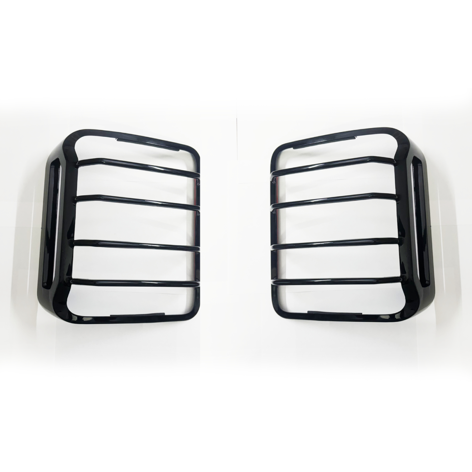 Mahindra Thar OE Tail Lamp Garnish Black